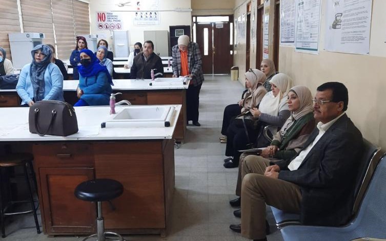 The College of Dentistry organized a scientific symposium on electronic ...